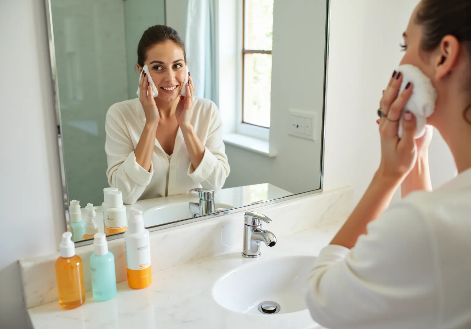 Master Skin Cosmetics: Identify Types, Assess Concerns, Test Effectively